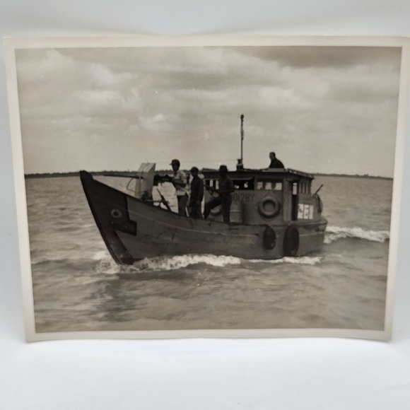 Cameras, Photo & Video | Vietnam War Us Navy Junk Boat Field Radio ...